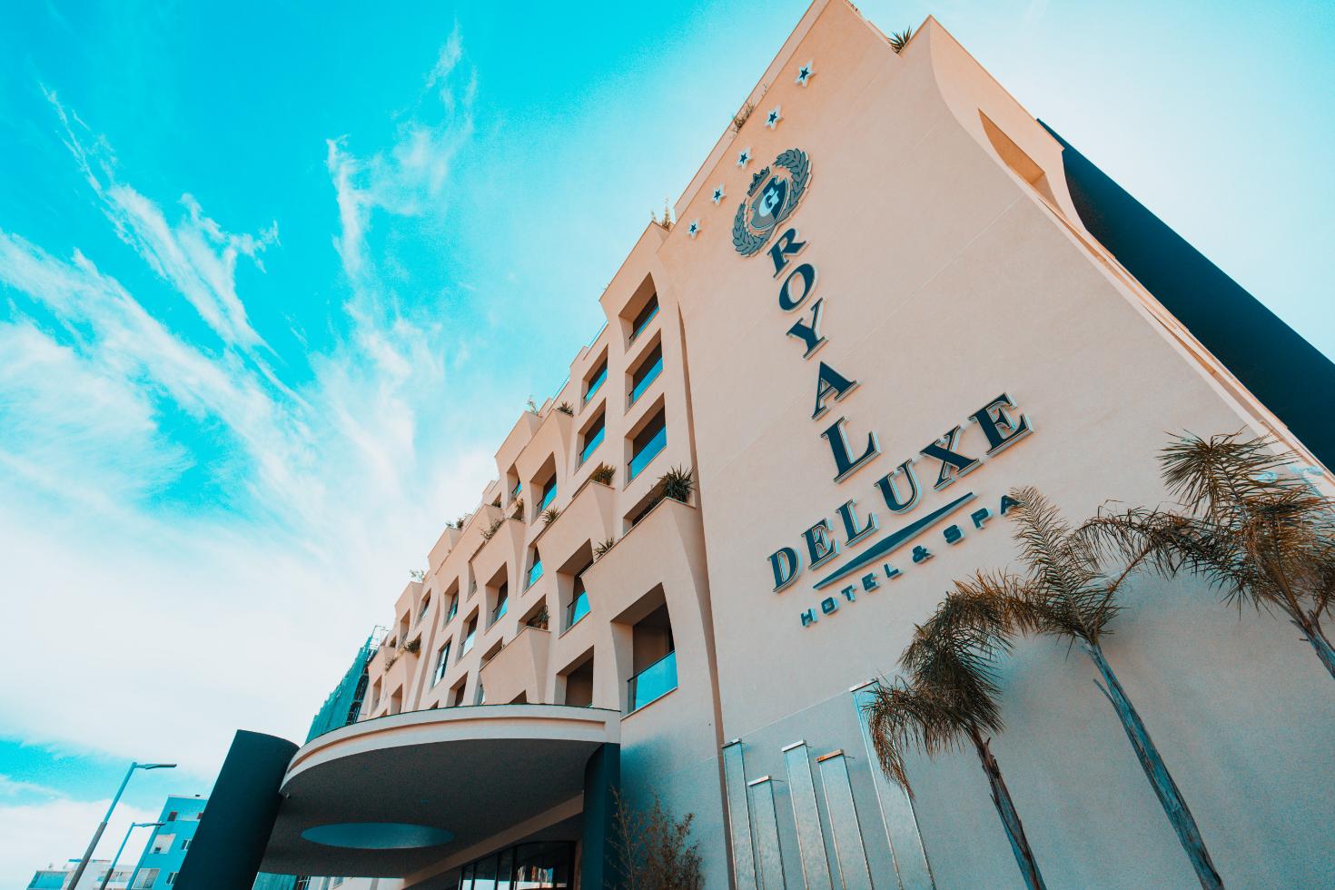 Home - Royal G Deluxe